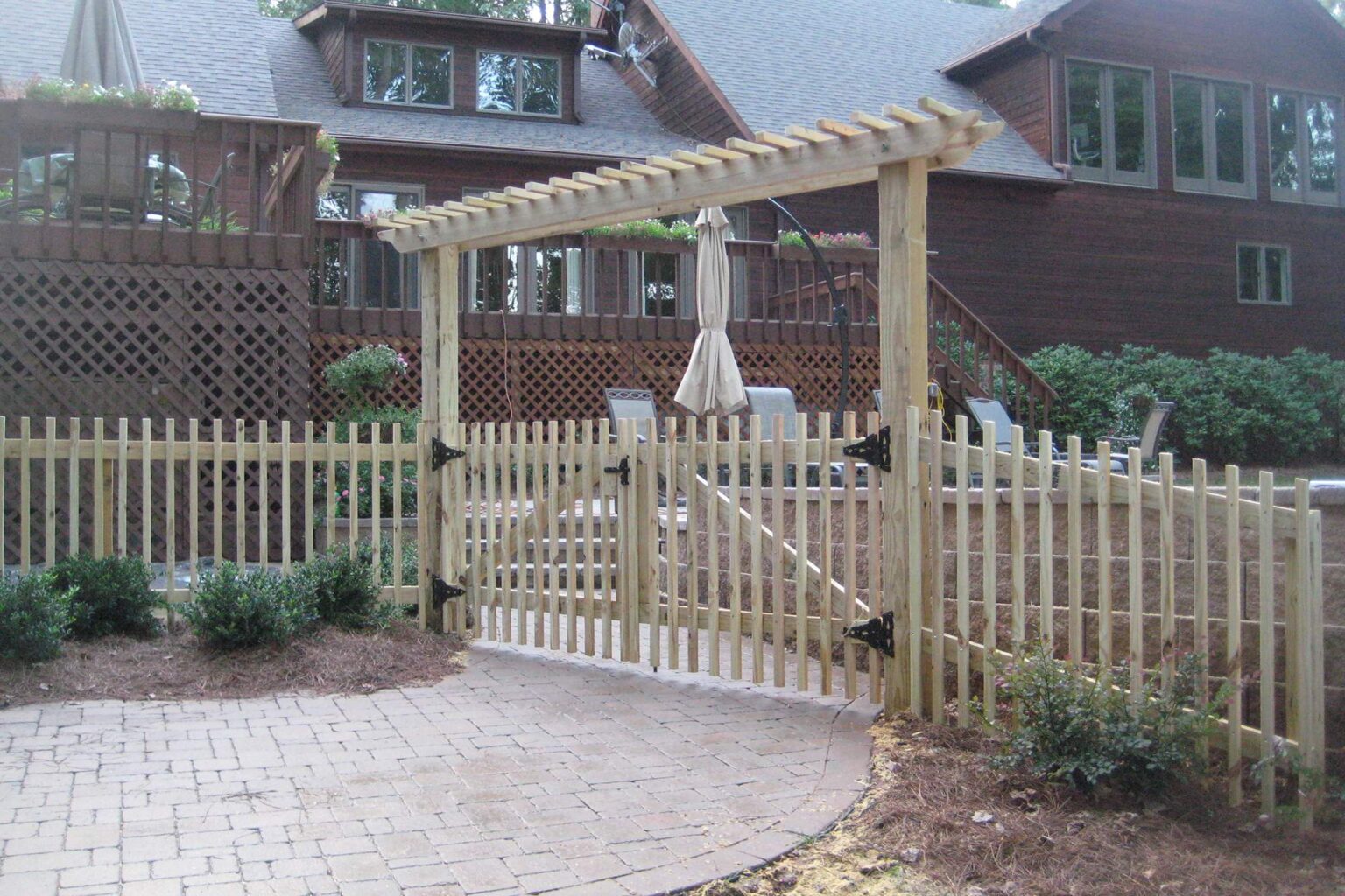 Residential Fences in Apex, NC | Free Estimates from Harrison Fence